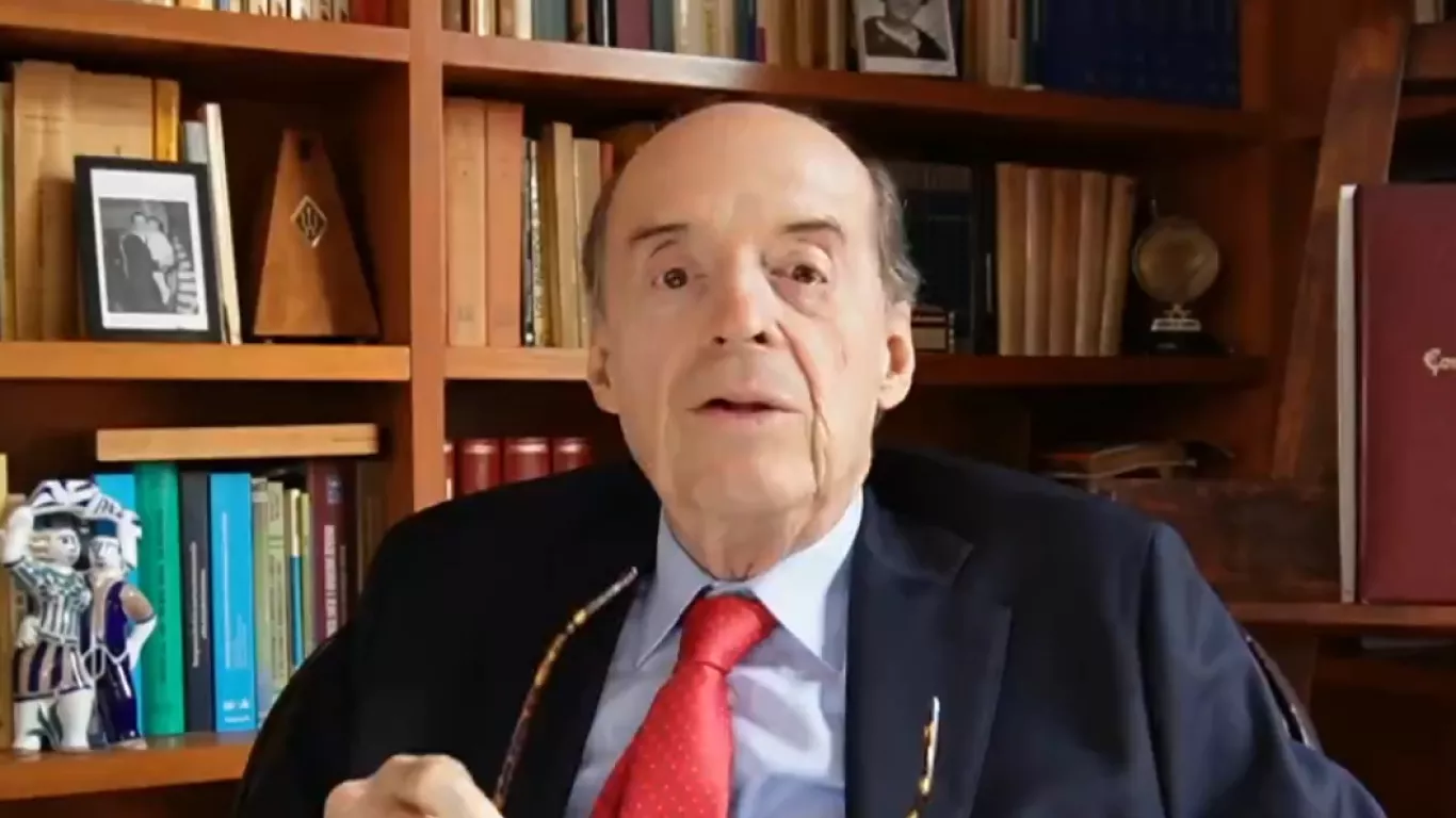 Álvaro Leyva se refiere a supuestos problemas de drogadicción de Gustavo Petro en explosiva carta